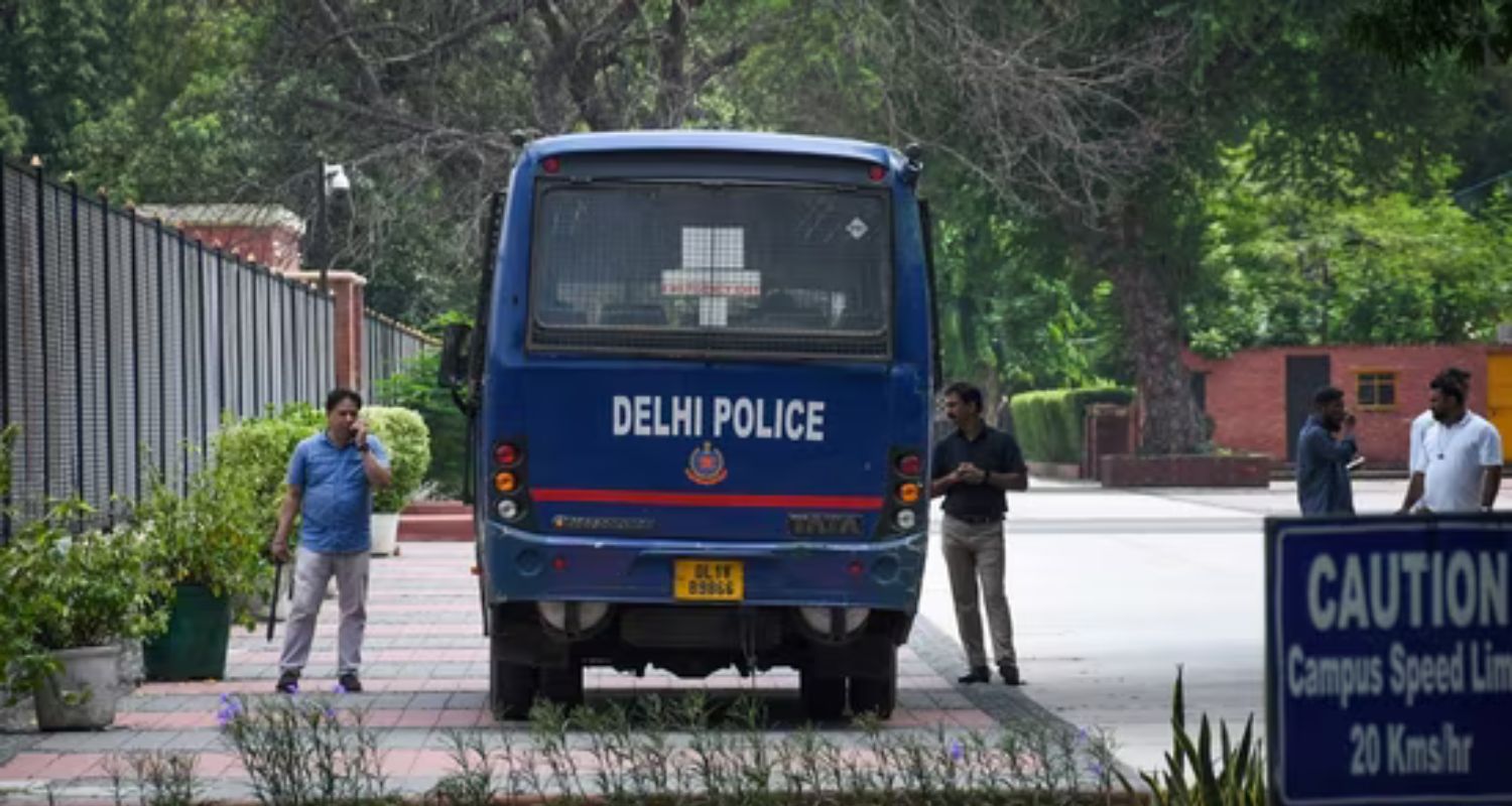 Bomb threats to over 50 Delhi schools, second incident this week