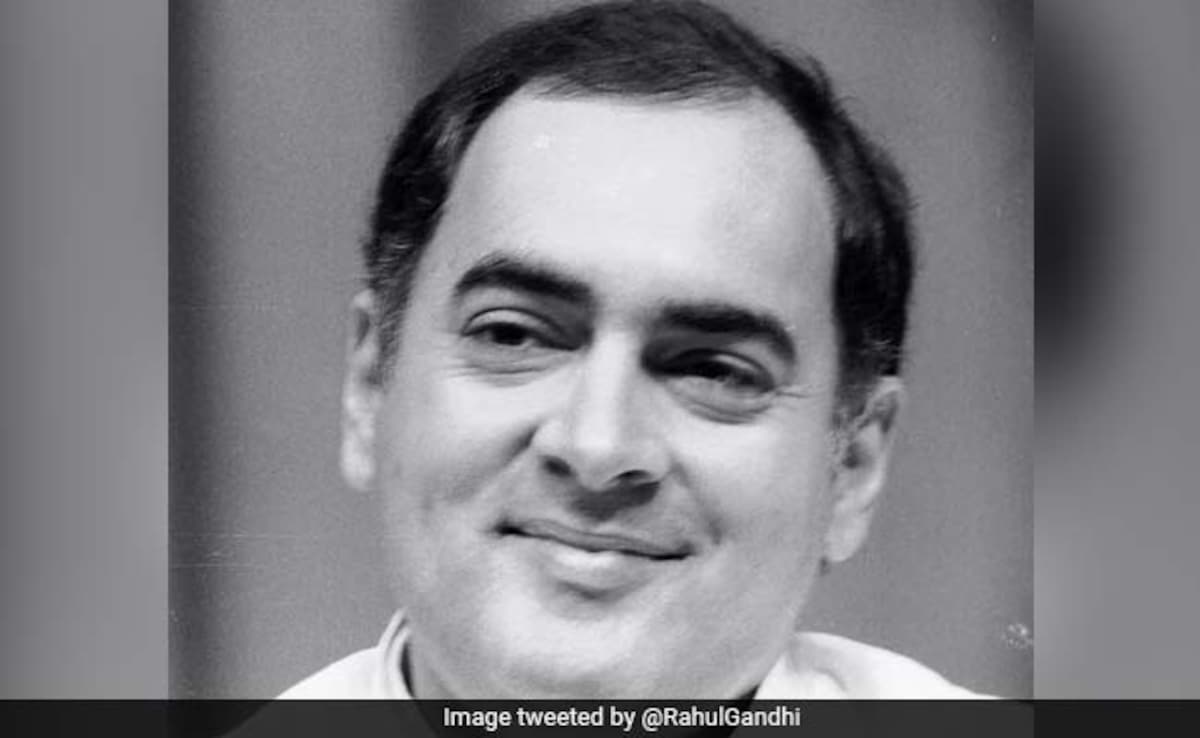 PM Modi, Congress Leaders Pay Tributes To Rajiv Gandhi On 81st Birth ...