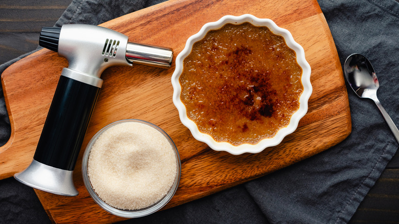 No Torch For Crème Brûlée? Get That Caramelized Crust With A Genius ...