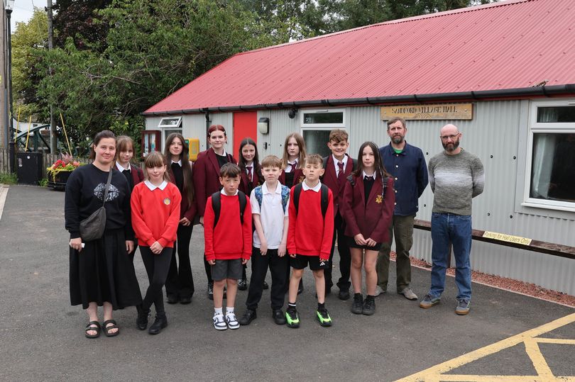 'Kids in danger' on 60mph road after school bus scrapped as parents ...