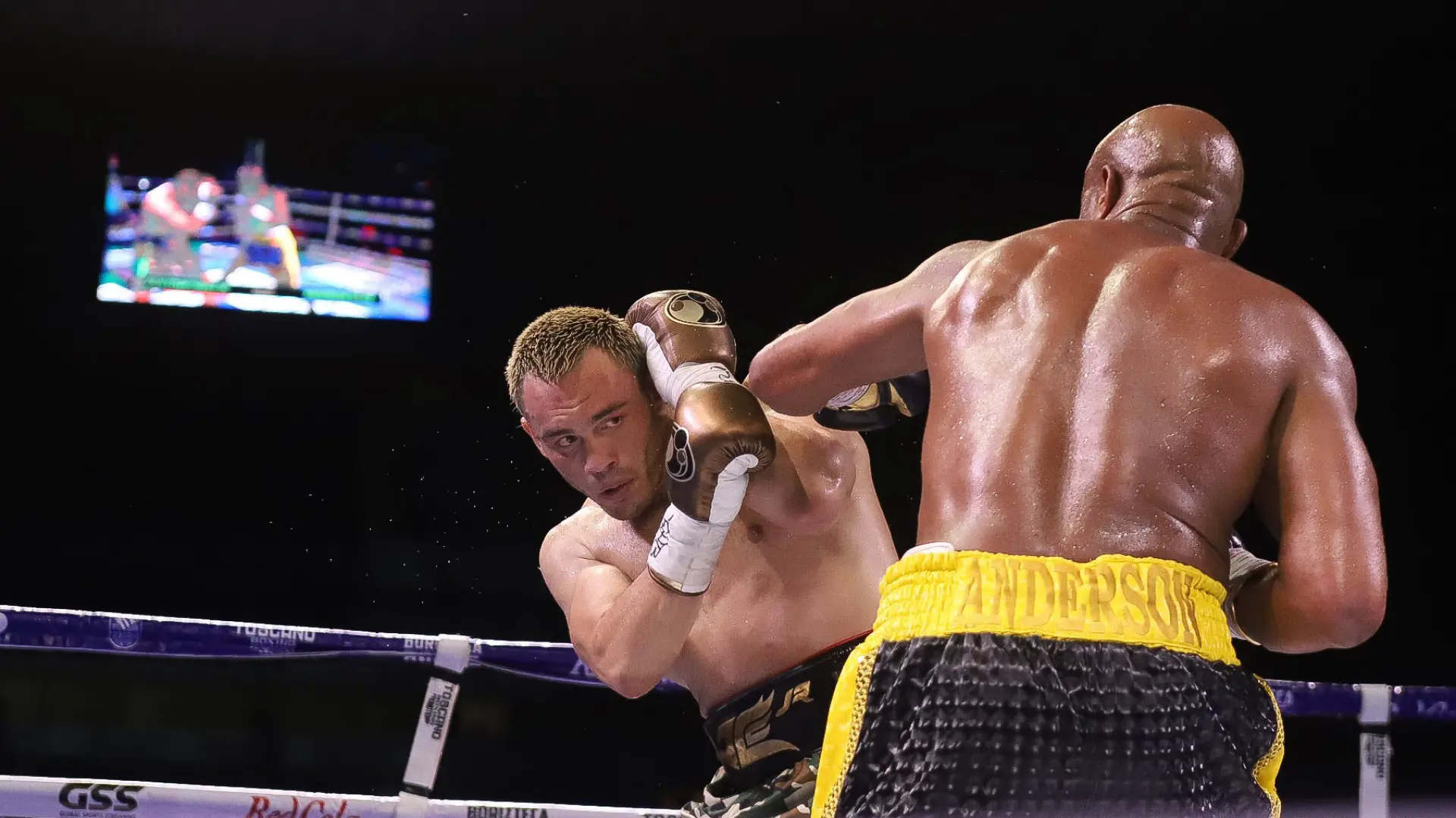 EEUU deporta al excampeón mundial de boxeo Julio César Chávez Jr. y es ...