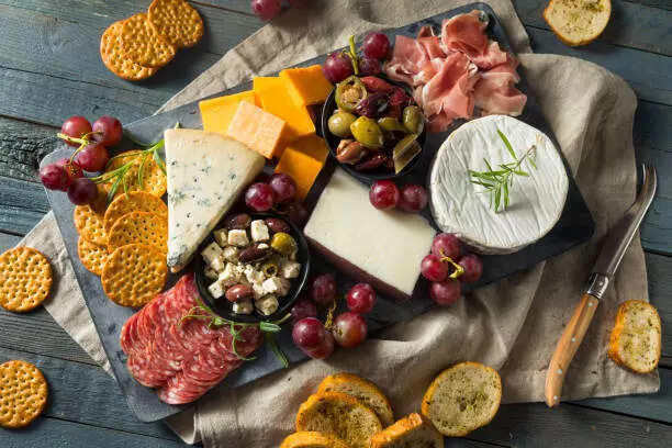 2025’s Trending Charcuterie Board: What’s Hot, What’s Out
