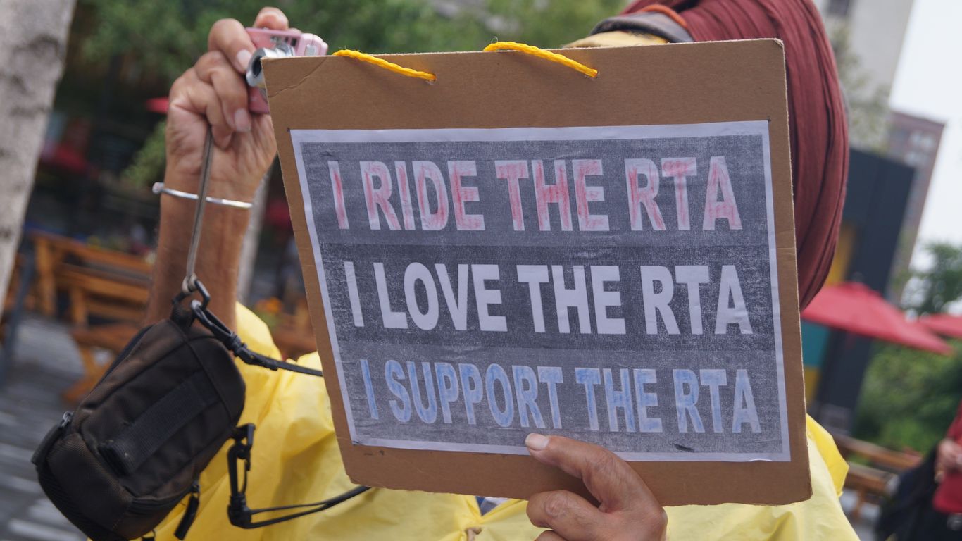 Cleveland transit riders back RTA at record levels, survey shows
