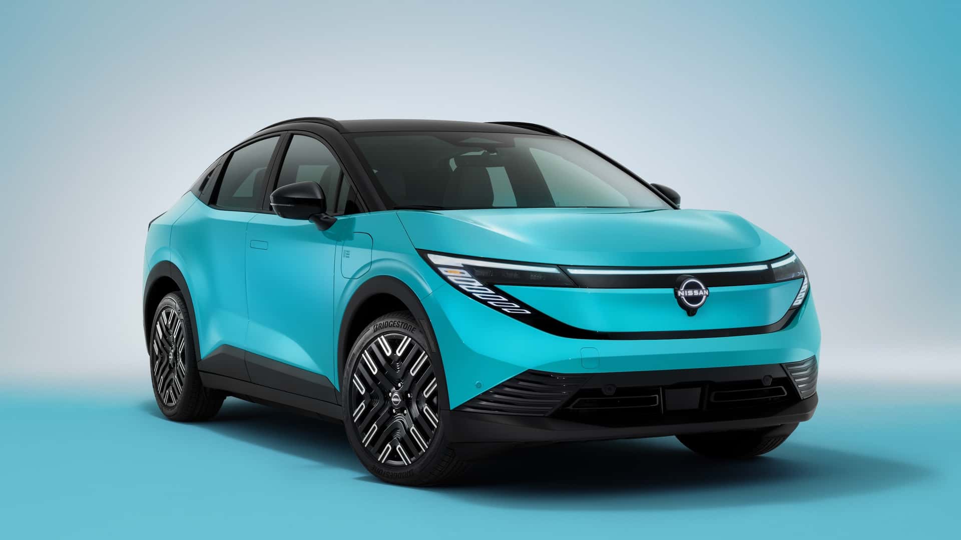 Novo Nissan Leaf 2026 tem 488 km de alcance e mantém preço acessível