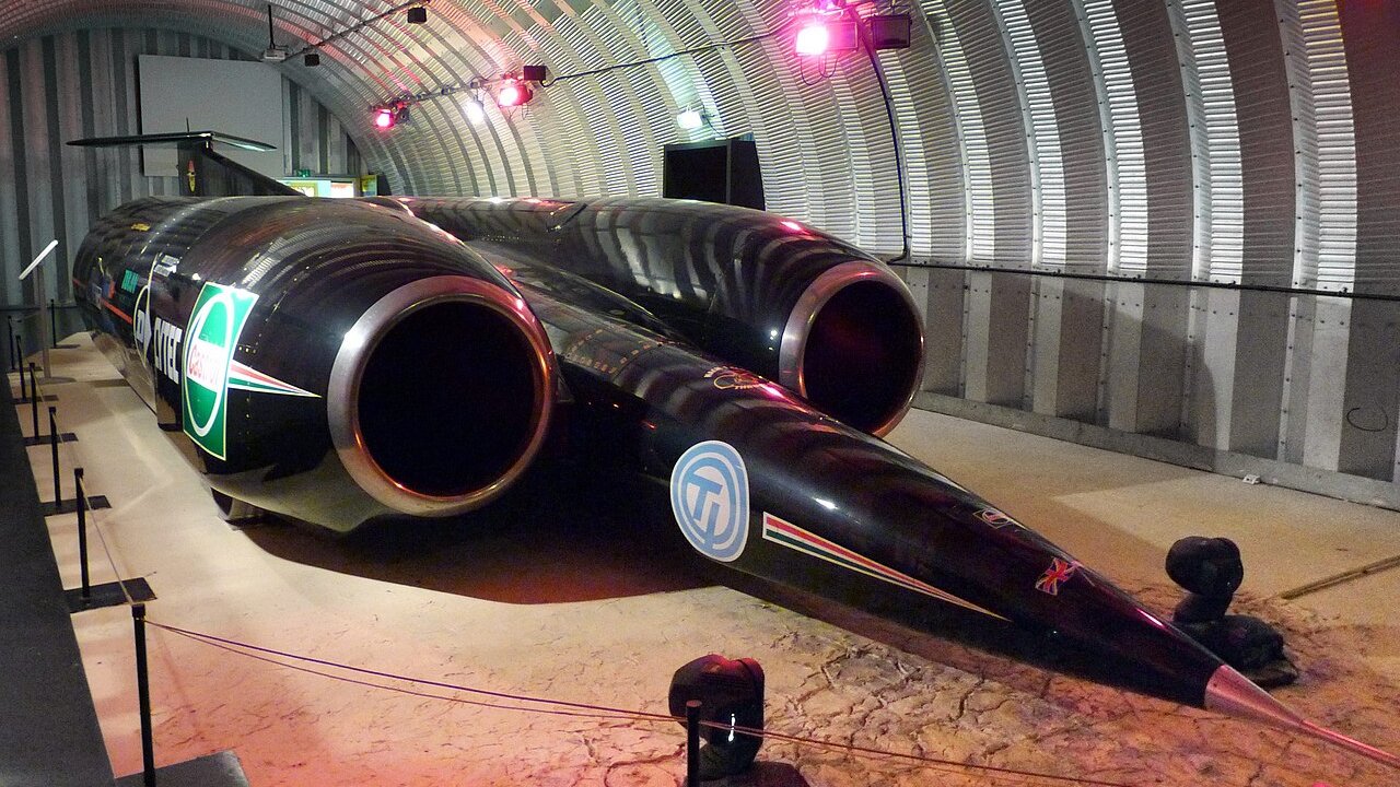 Thrust SSC - najszybszy lądowy pojazd w historii