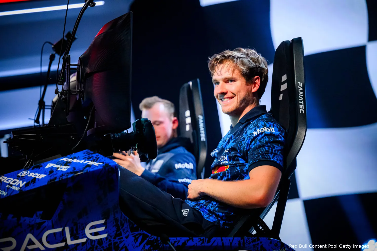 Red Bull Esports-kampioen Opmeer bestraft voor iets dat niet in de ...