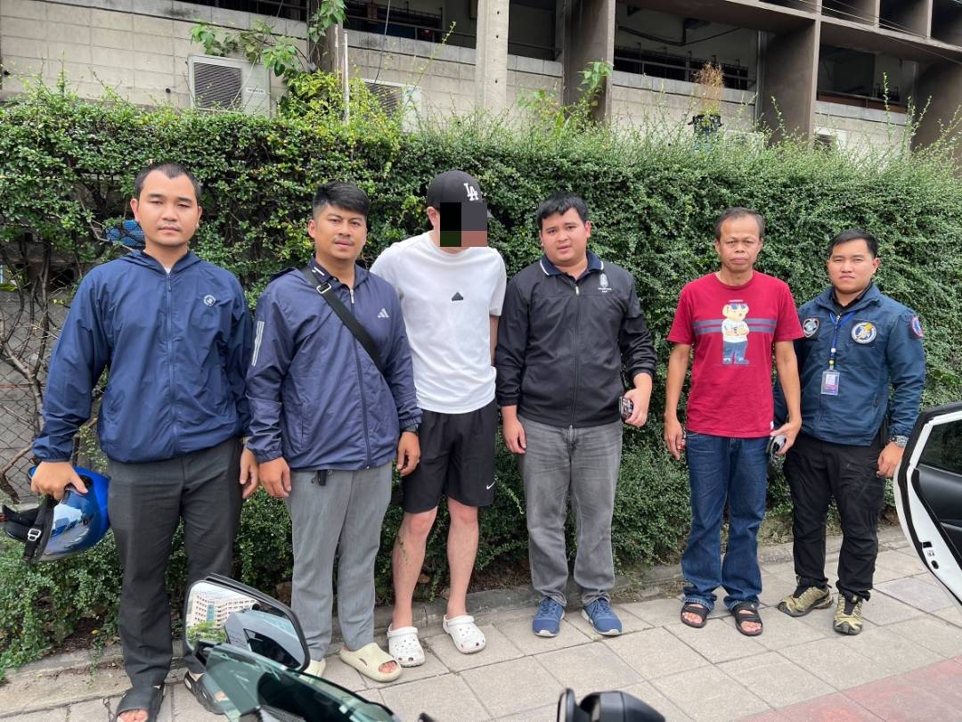 รวบชาวเกาหลี ขับรถตะเวนส่ง SMS ปลอม ด้วยเครื่อง False Base Station