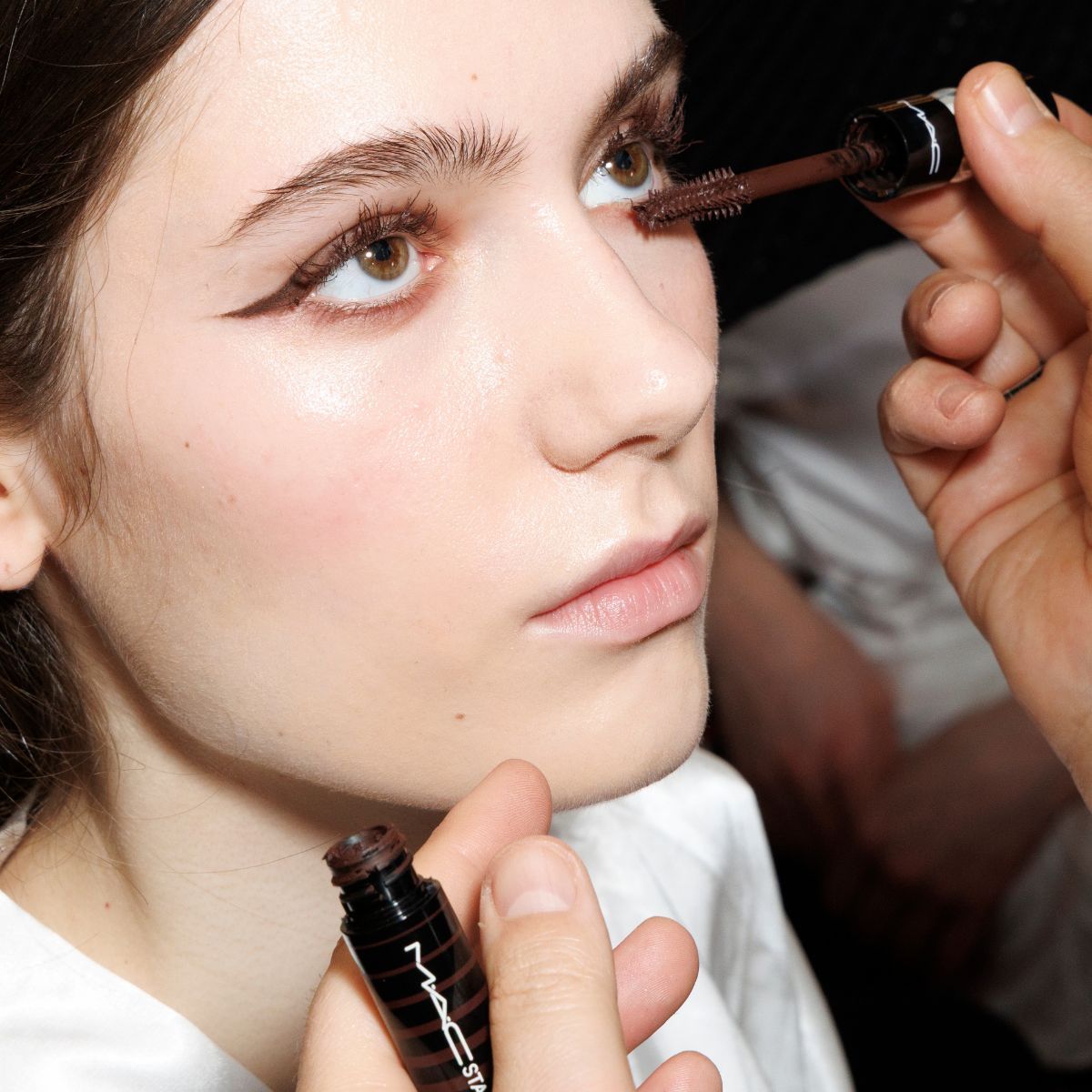 Here’s What an Expert Wants You to Know About Different Mascara Wands ...