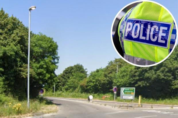 Three-vehicle crash closes main route