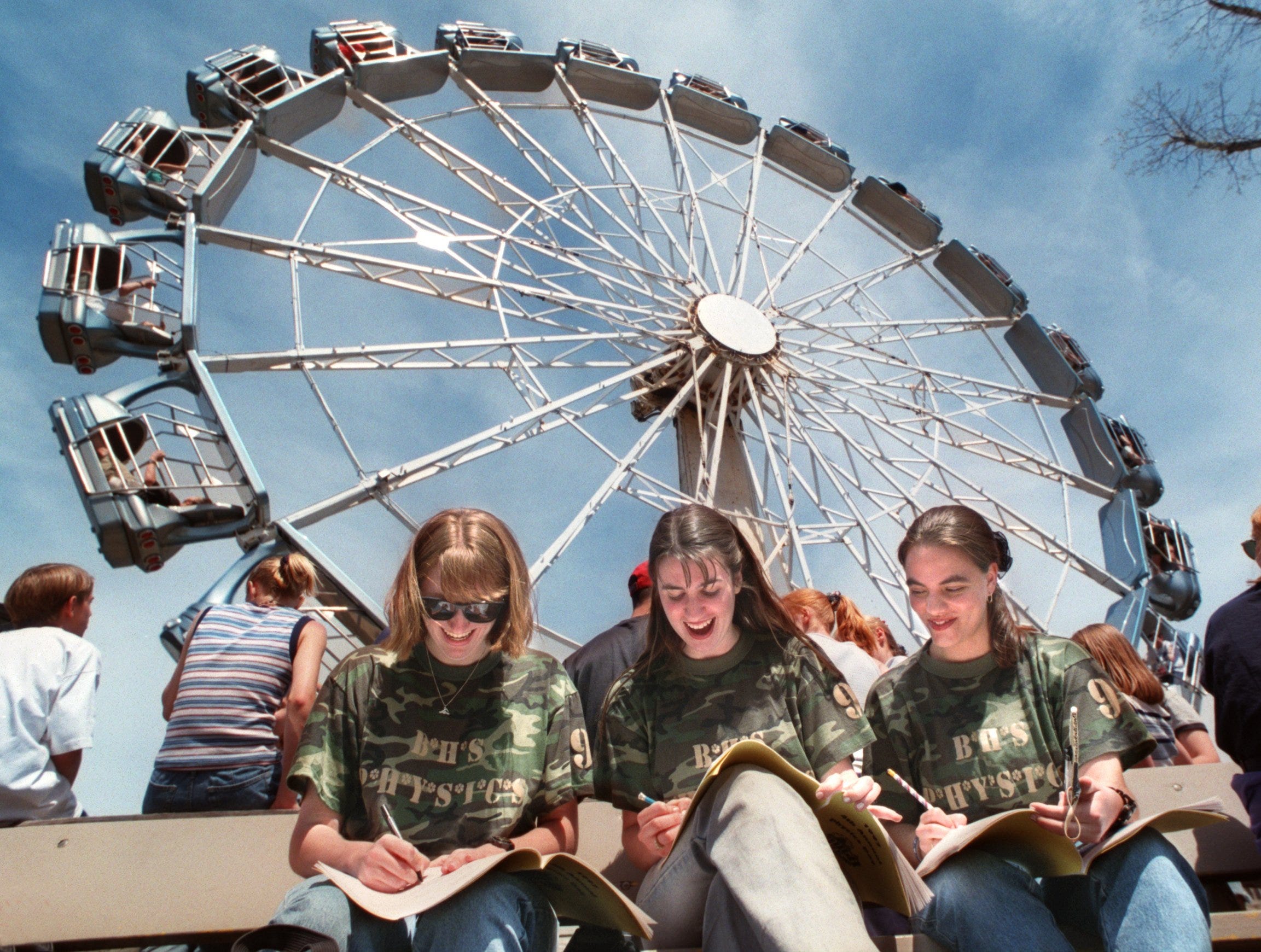 Remembering Ohio's Geauga Lake, once the world's largest theme park ...