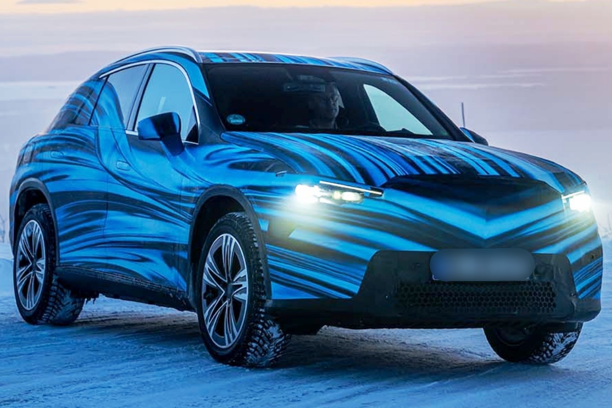 Mercedes Reinvents Its Iconic Grille for the EV Future—First Look at ...