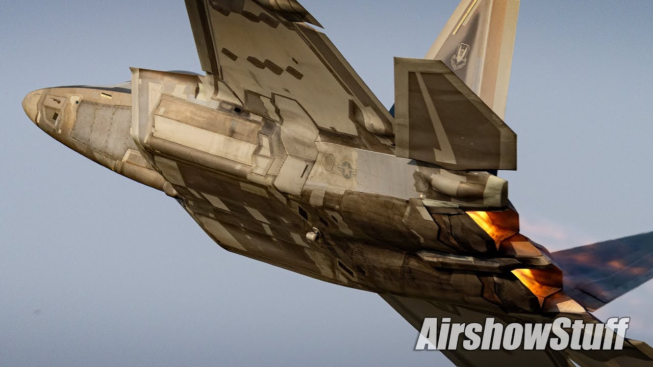 F-22 Raptor Arrival Burnerfest - Oshkosh 2025 Shakes with Jet Fury