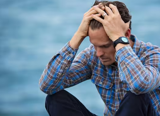 If you see these 5 symptoms, understand that the body is losing protein ...