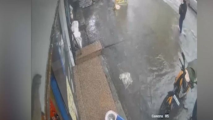 Teen electrocuted after touching live wire, missed warning calls due to ...