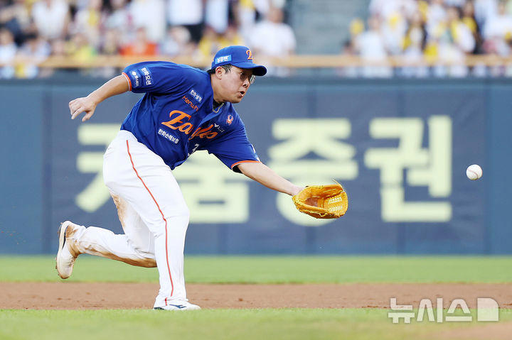 '72억원 FA' 안치홍, 2차 드래프트 통해 키움으로…이태양도 KIA행