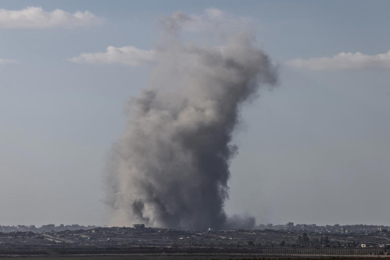 Under growing Arab pressure, Hamas signals new willingness to compromise