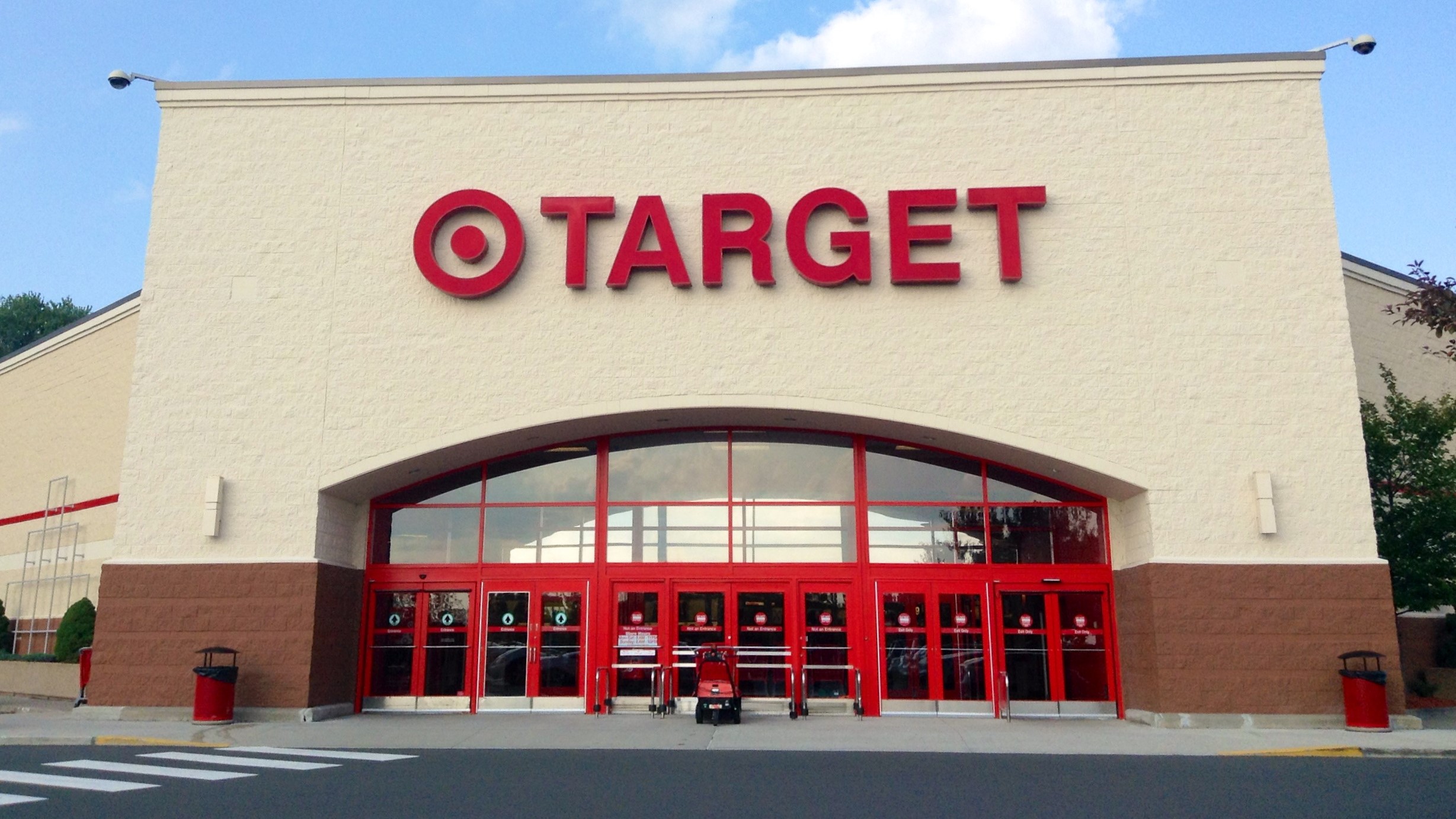 Target CEO steps down as sales slump and backlash mounts