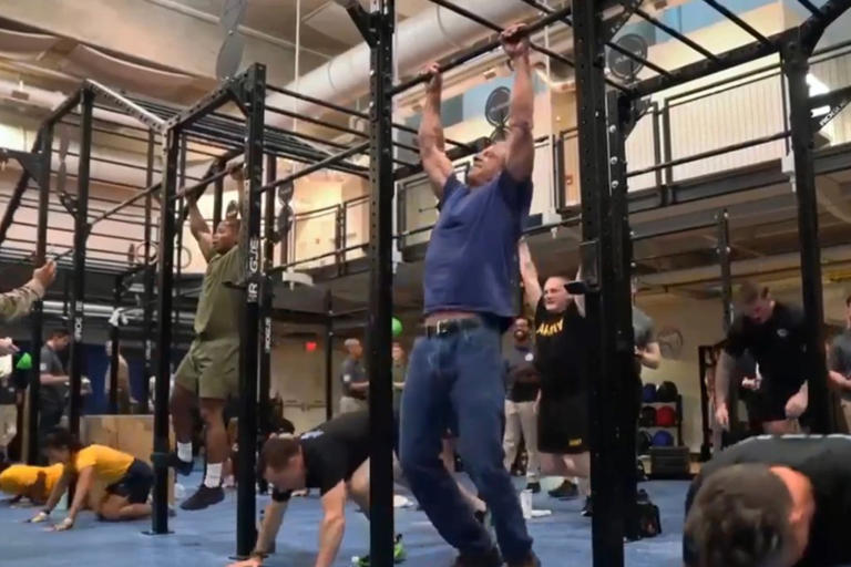RFK Jr. comes clean on his unusual workout attire — but his explanation ...