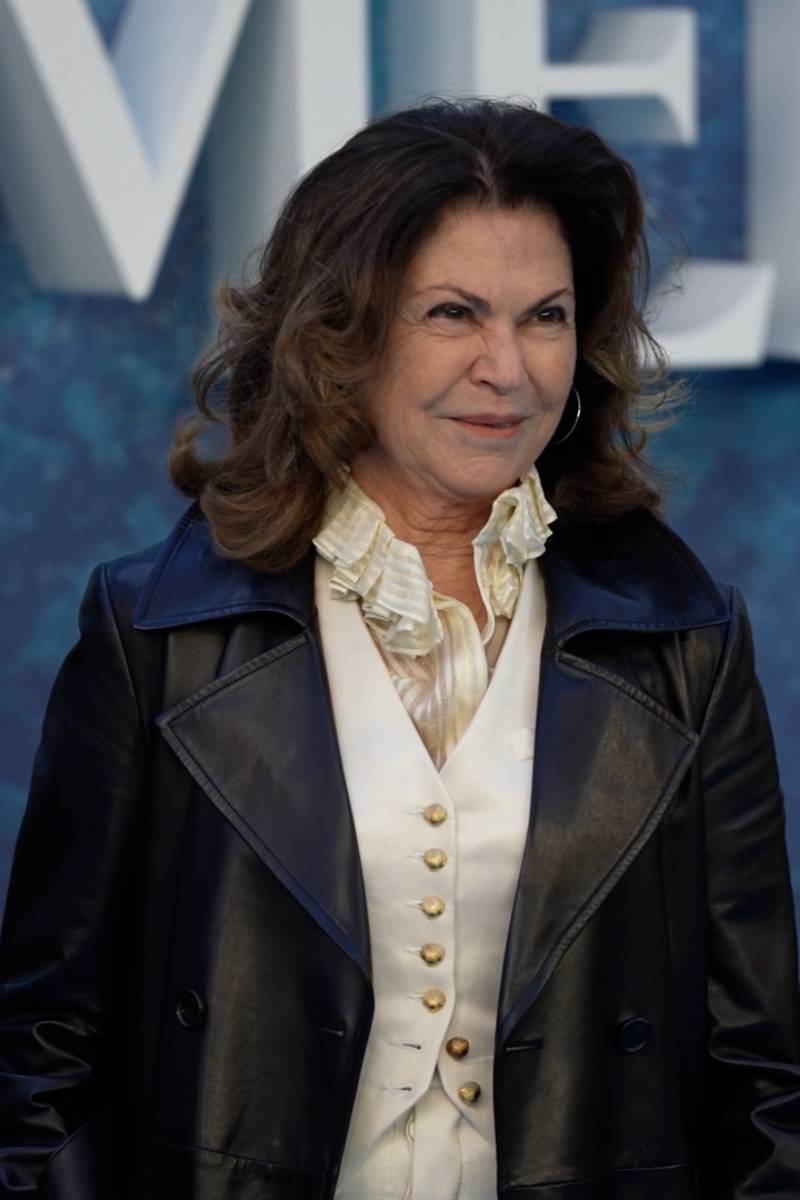 Colleen Atwood: Crafting Iconic Characters Through Couture