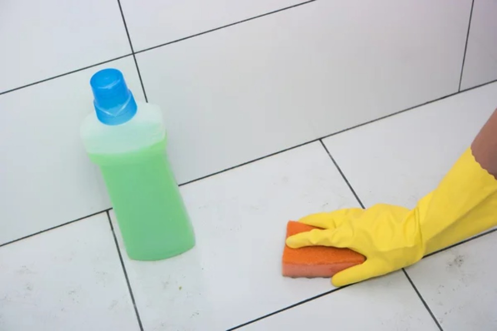 18 Eco-Friendly Deep Cleaning Products