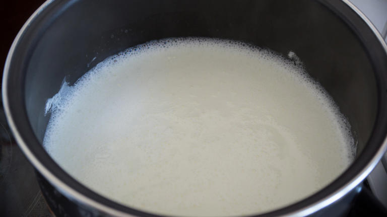 Avoid Using This Common Way To Heat Milk That Tragically Backfires