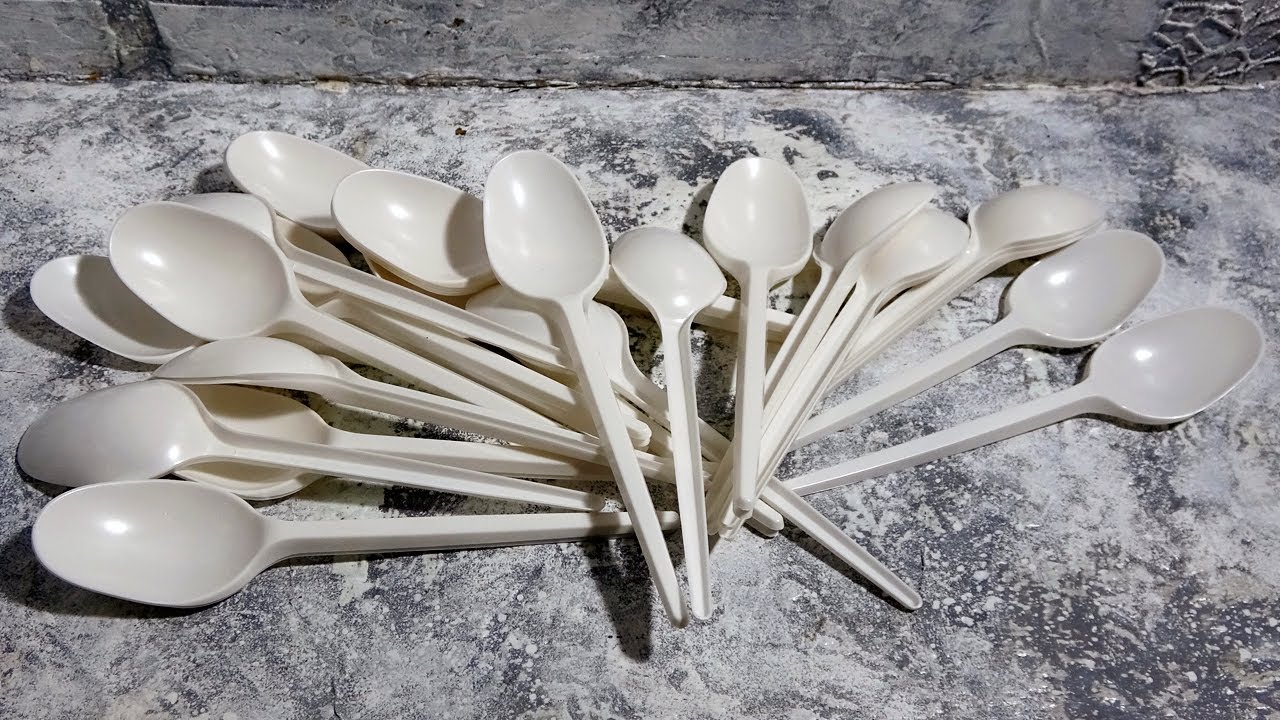 Creative Craft Using Plastic Spoons for Home Decor