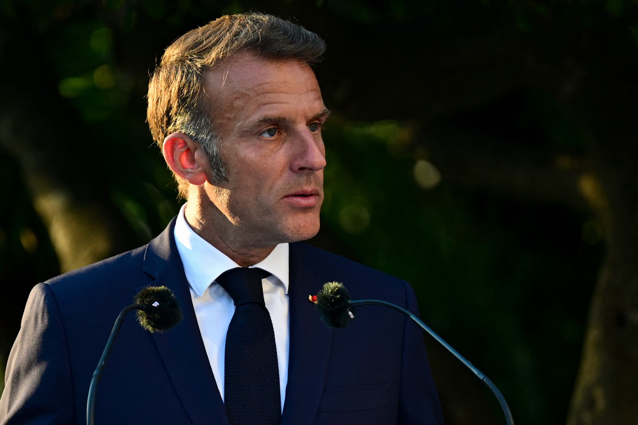 Emmanuel Macron met en garde contre "un véritable désastre" en cas de ...