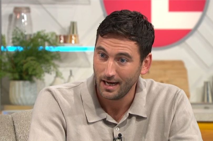 Coronation Street's Jacob Roberts makes 'happy' Swarla fans admission ...