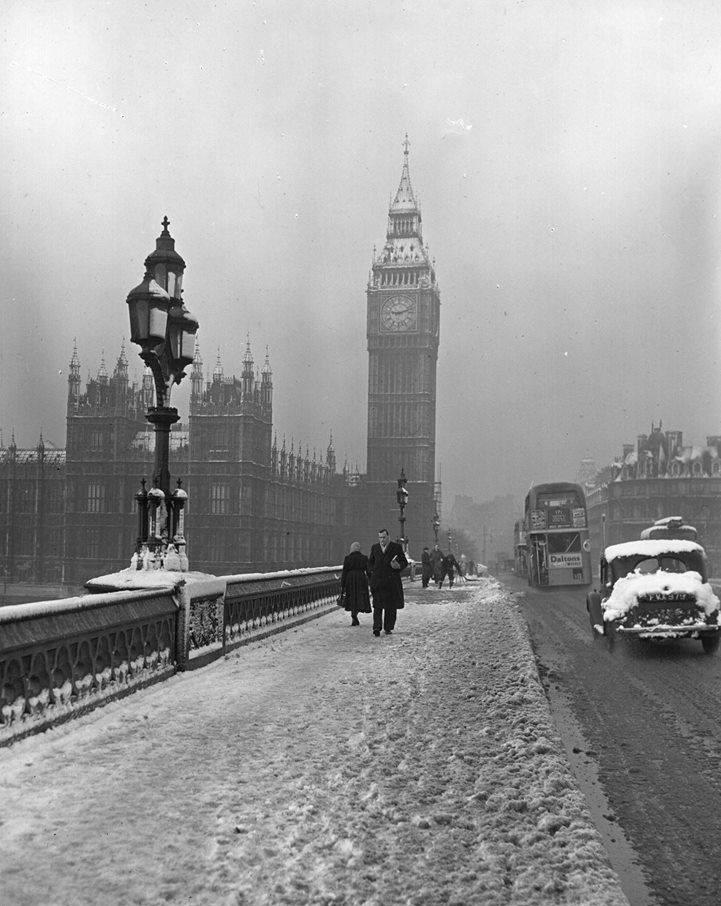 15 Photos of Famous Landmarks in the ’50s