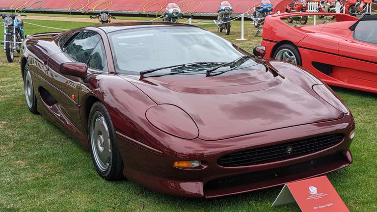 5 notable sports cars that sold shockingly poorly