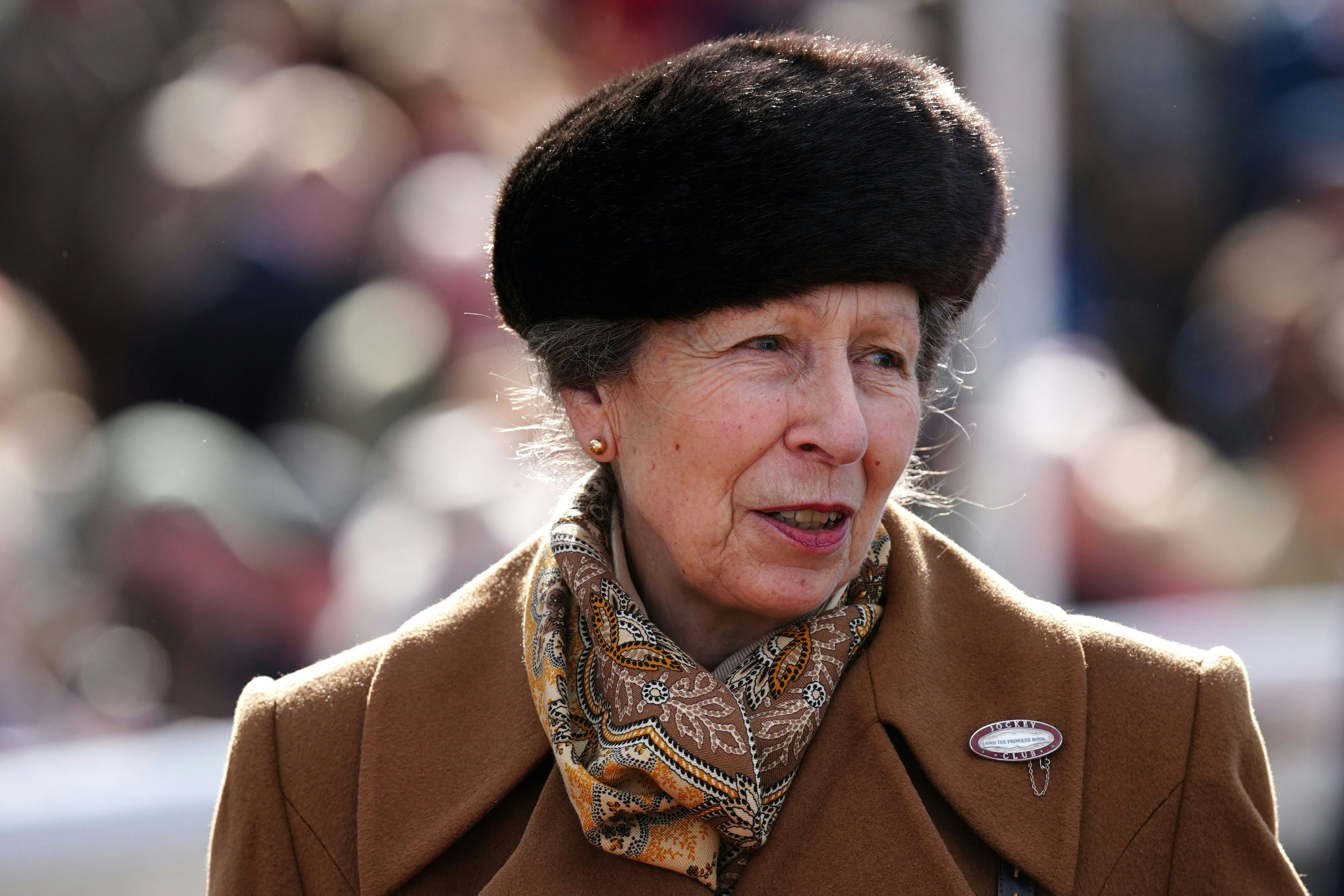 Besondere Fotos zum 75.: Prinzessin Anne vertraut seit Jahren nur auf ...