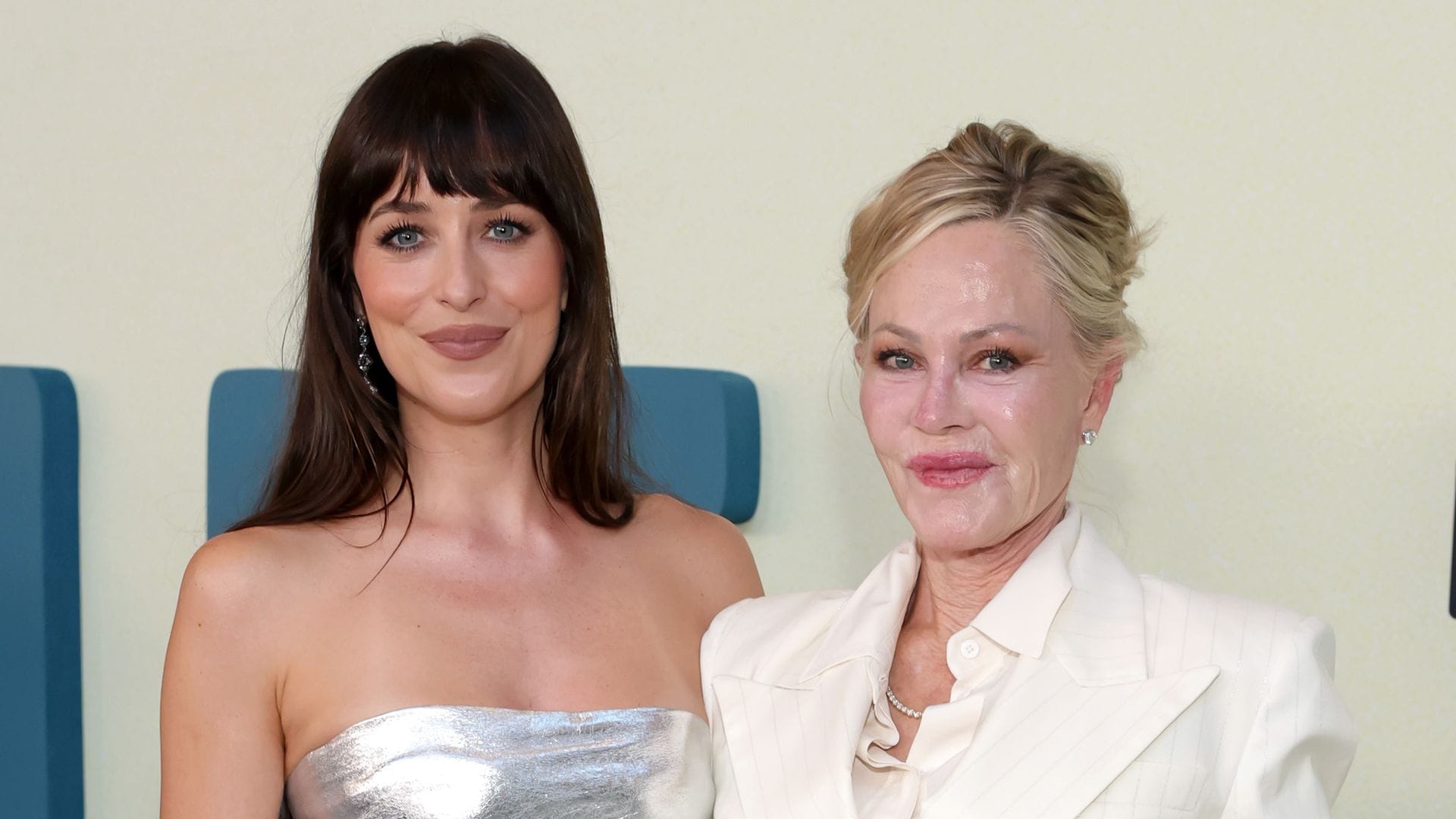 Dakota Johnson and mom Melanie Griffith turn heads on the red carpet ...