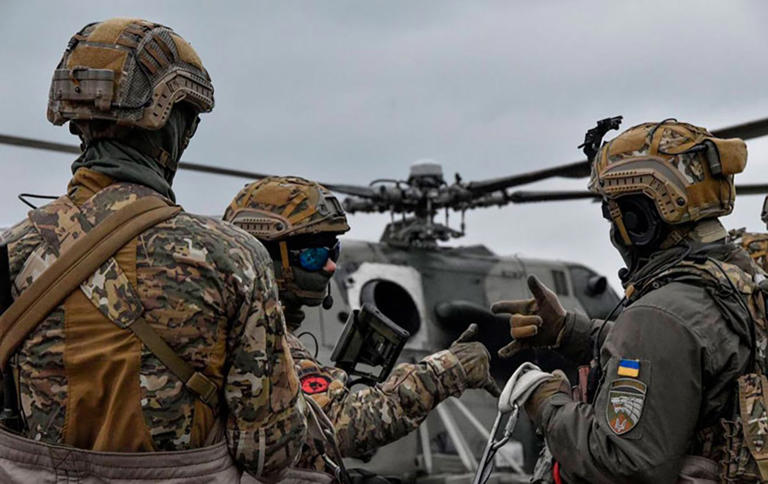 Ukrainian special forces severely wound Russian general: Strike footage ...