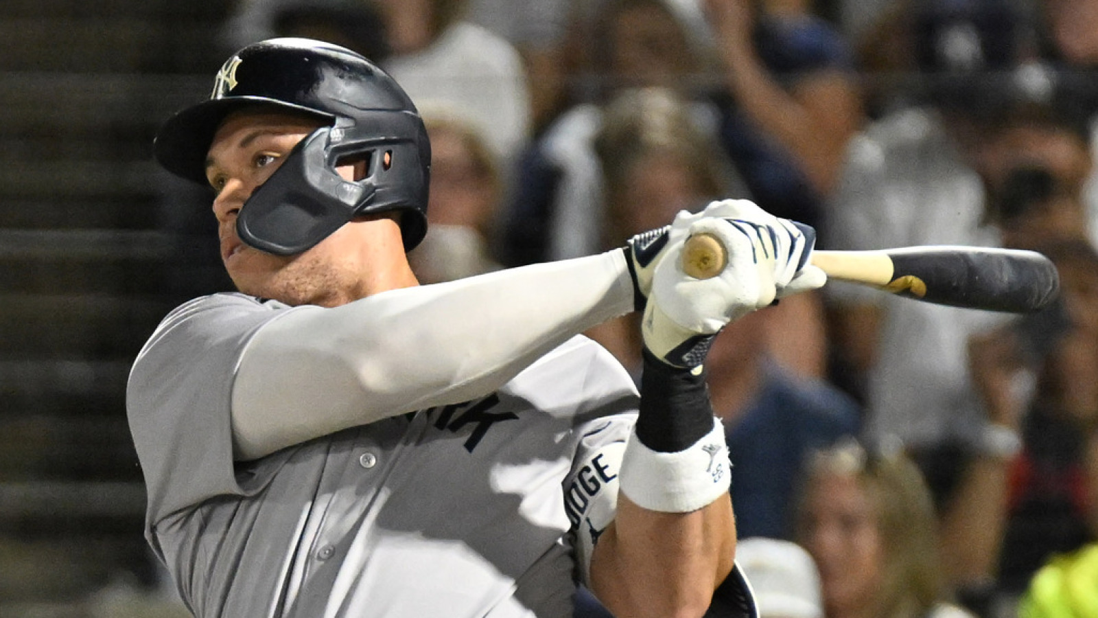 Yankees rediscover their power in historic victory over Rays