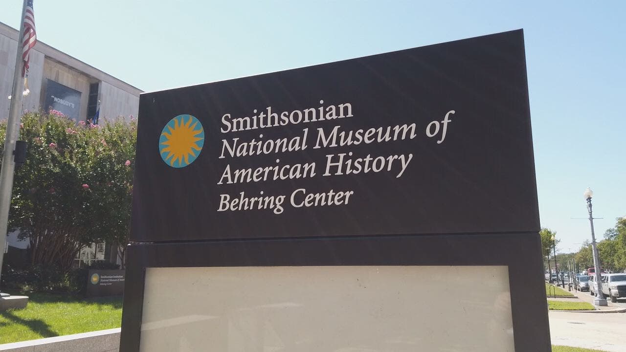 Trump targets Smithsonian museums in 'woke' post prompting heightened ...