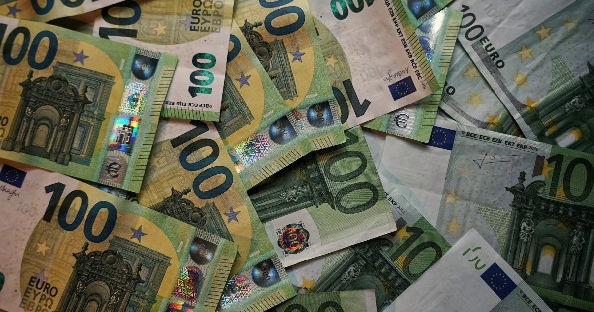 Αλλάζουν τα χαρτονομίσματα του ευρώ – Πώς θα είναι τα νέα