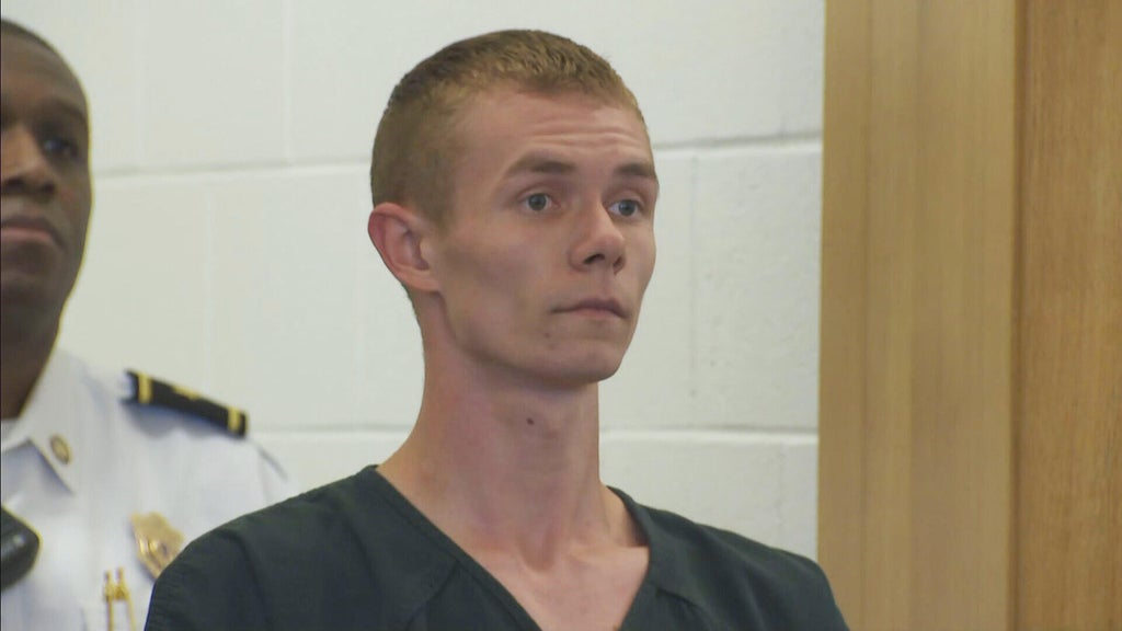 Missing pregnant teen Kylee Monteiro texted "If I die, it was Greg ...