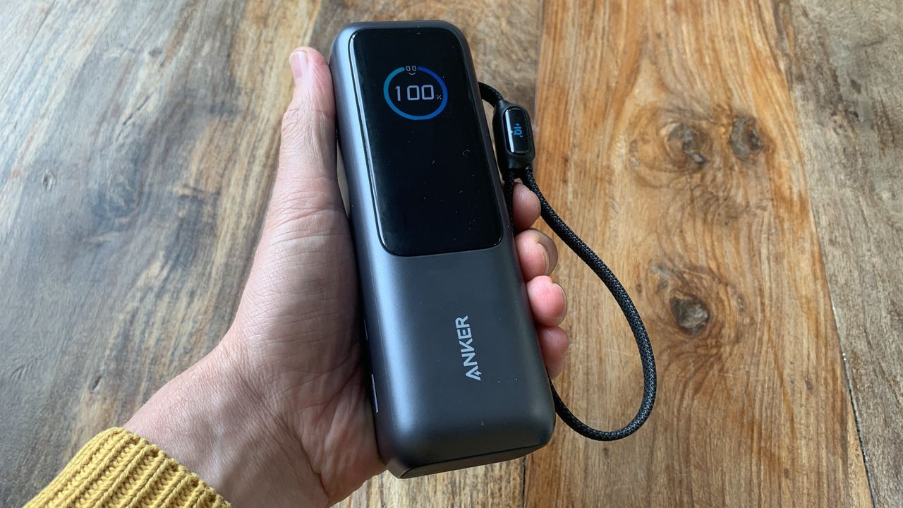 Anker Laptop Power Bank 25,000mAh review: Plenty of power inside a ...