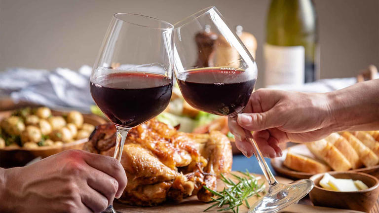 Trying to eat light at Christmas? These foods make it easy without ...