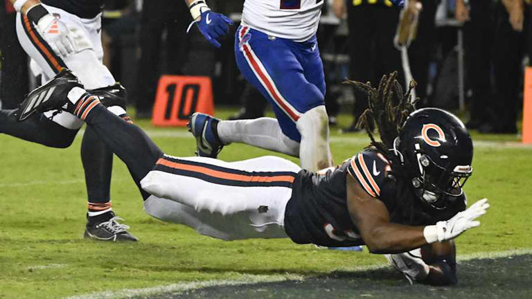 Amidst Brian Robinson trade rumors, Bears holding running back tryouts