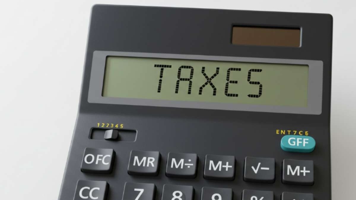 Tax Changes: You Can Pay Less Taxes for Tips, Overtime and More Thanks ...