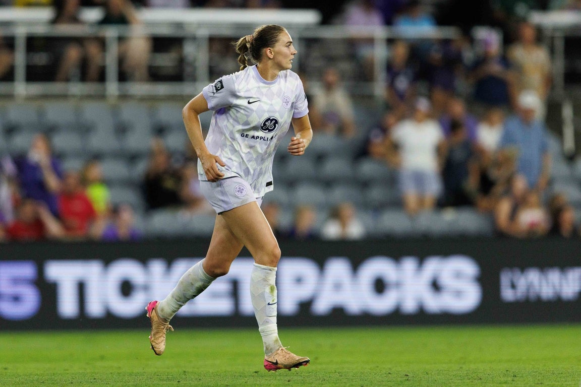 Stellar photos of NWSL standout and Colorado alum Taylor Flint