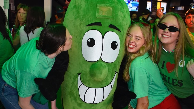 The 8 Absolute Best Pickle Festivals Across America, According To Reviews