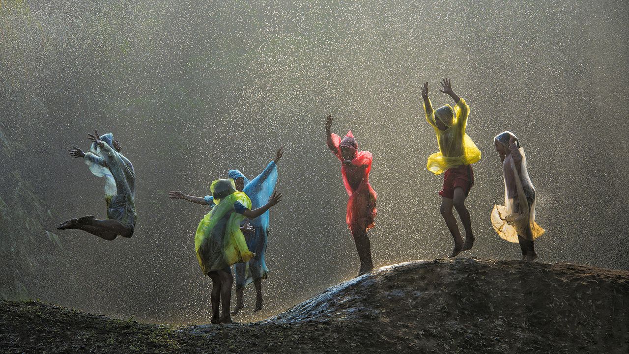 World's biggest photograph contest reveals top ten images from a ...