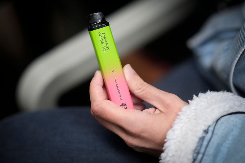 Young vapers 'three times' more likely to become smokers