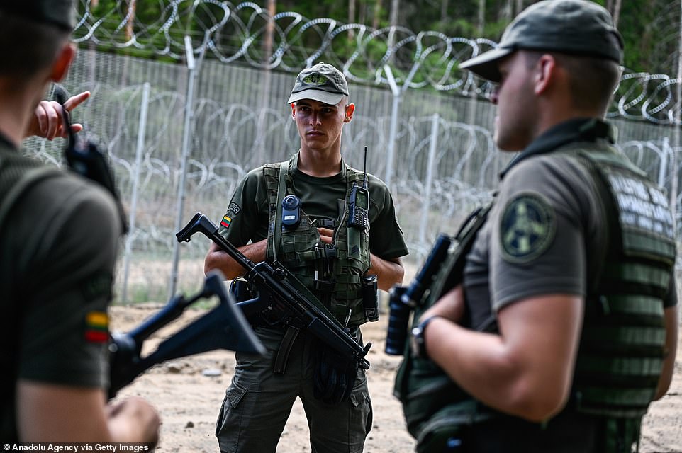 Lithuania to build 'defence line' along Baltic borders