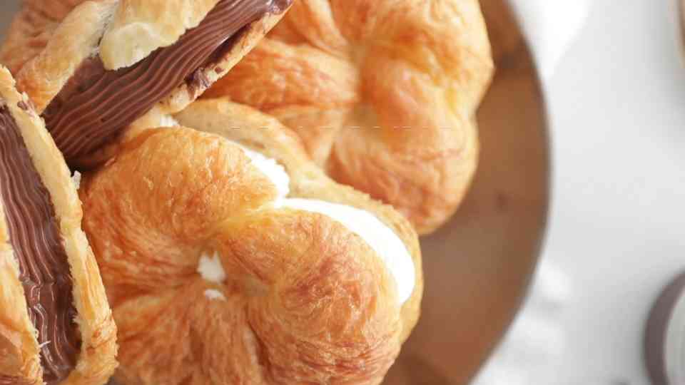 This Italian Cornetti Recipe Is So Good, It Should Be Illegal