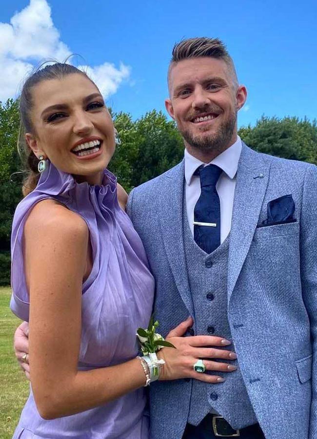 How they met: Irish rugby star Tadhg Beirne and wife Harriet