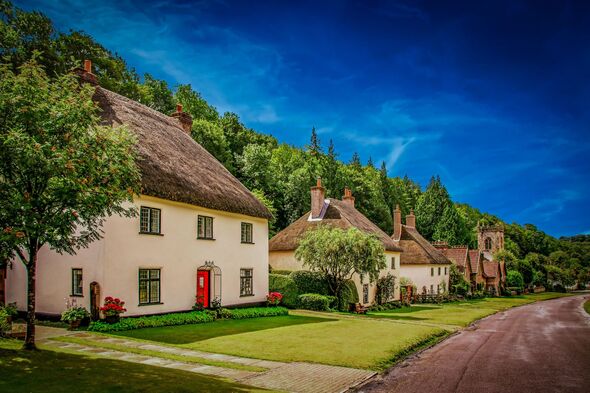 19 UK villages so achingly beautiful you'll want to pack up and move ...