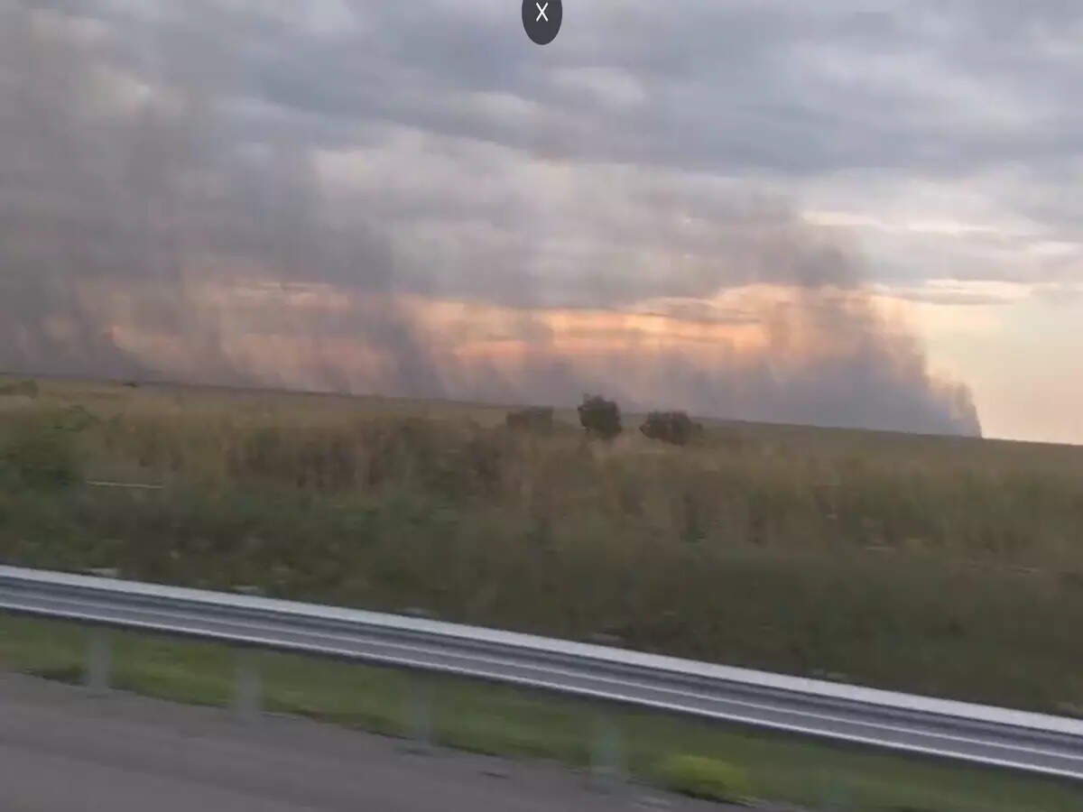 Massive Everglades fire burns 1,600 Acres, sends smoke across South ...